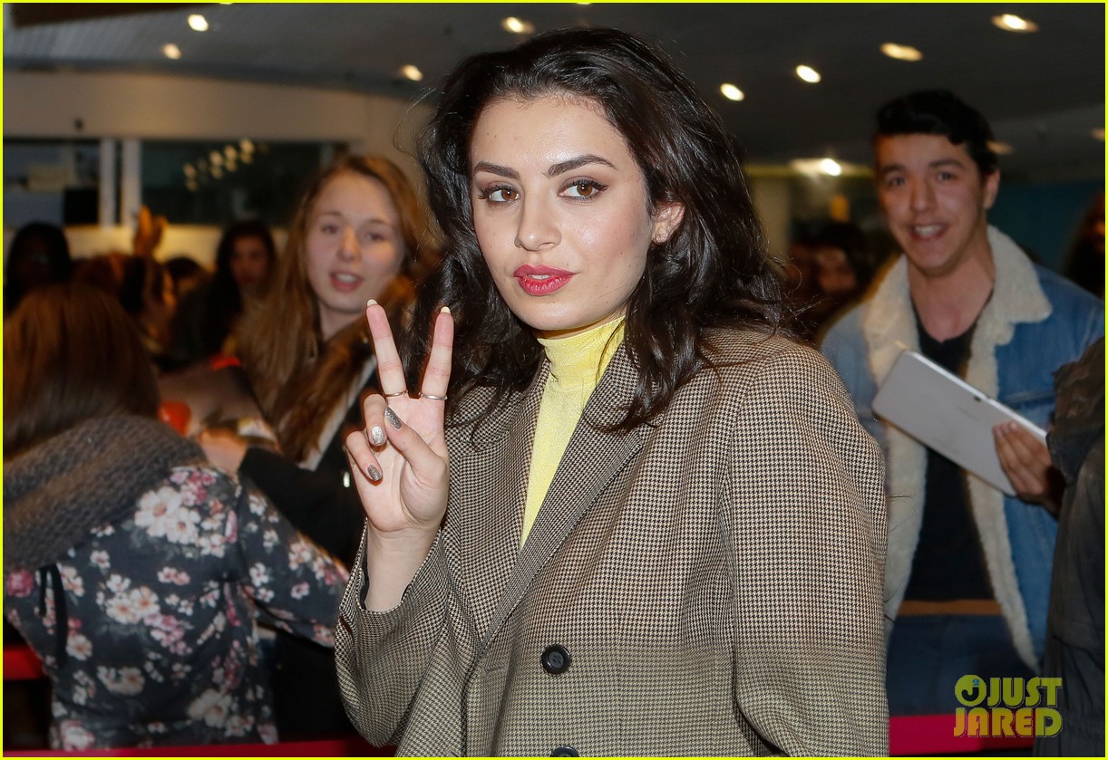 Charli XCX Meets Her French Fans at FNAC des Halles 'Sucker' Signing ...
