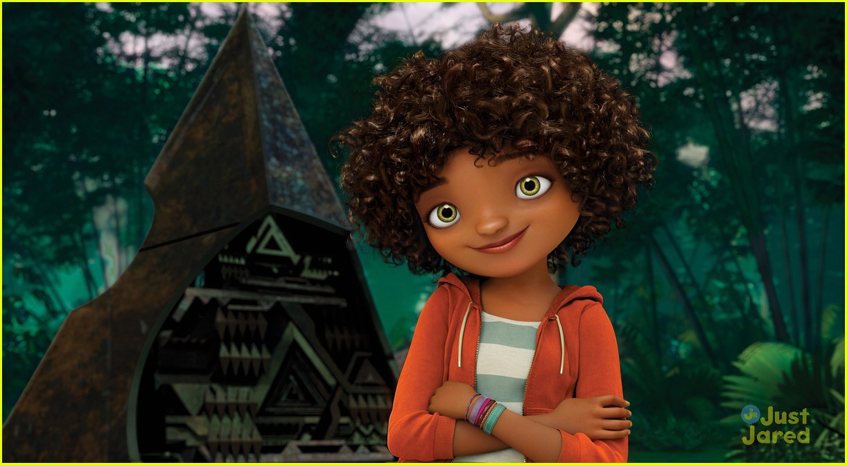 'Home's Oh Hides Out In A Grocery Store & Newspaper Box In New Posters ...