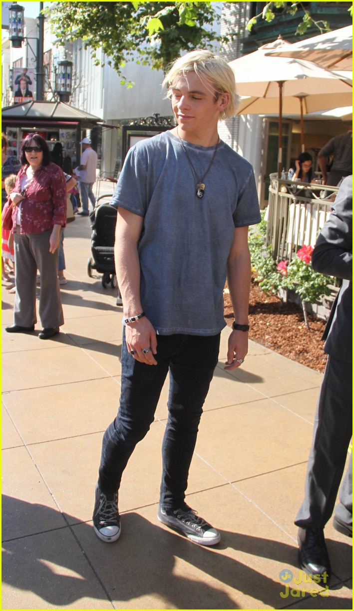 Riker Lynch Gets His Shirt Ripped Open During Sexy 'Dancing With the ...
