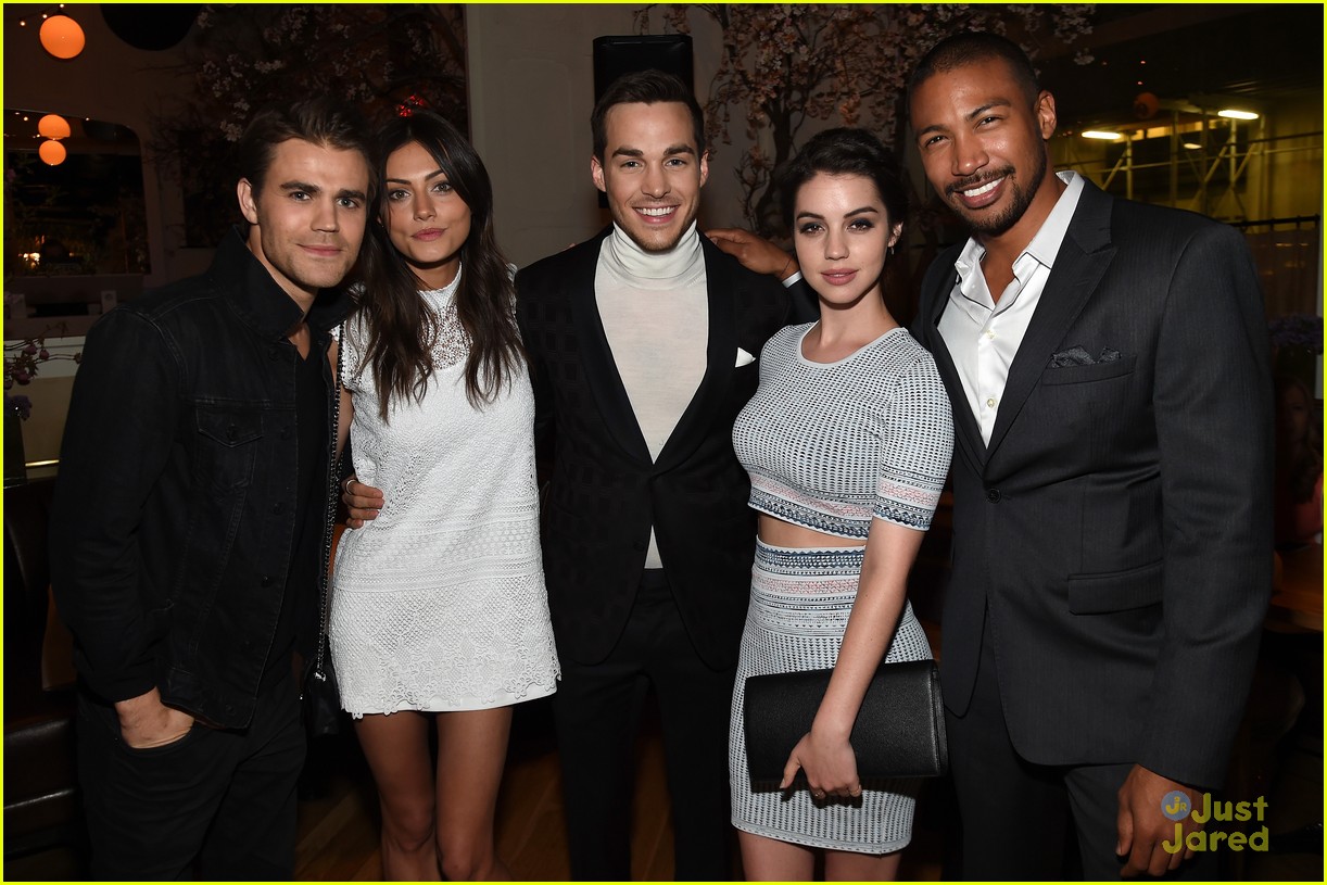 Black & White Canary Reunite! Katie Cassidy & Caity Lotz Party It Up ...