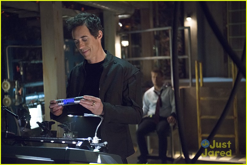 'The Flash' Faces Grodd on Tonight's New Episode! | Photo 808484 ...