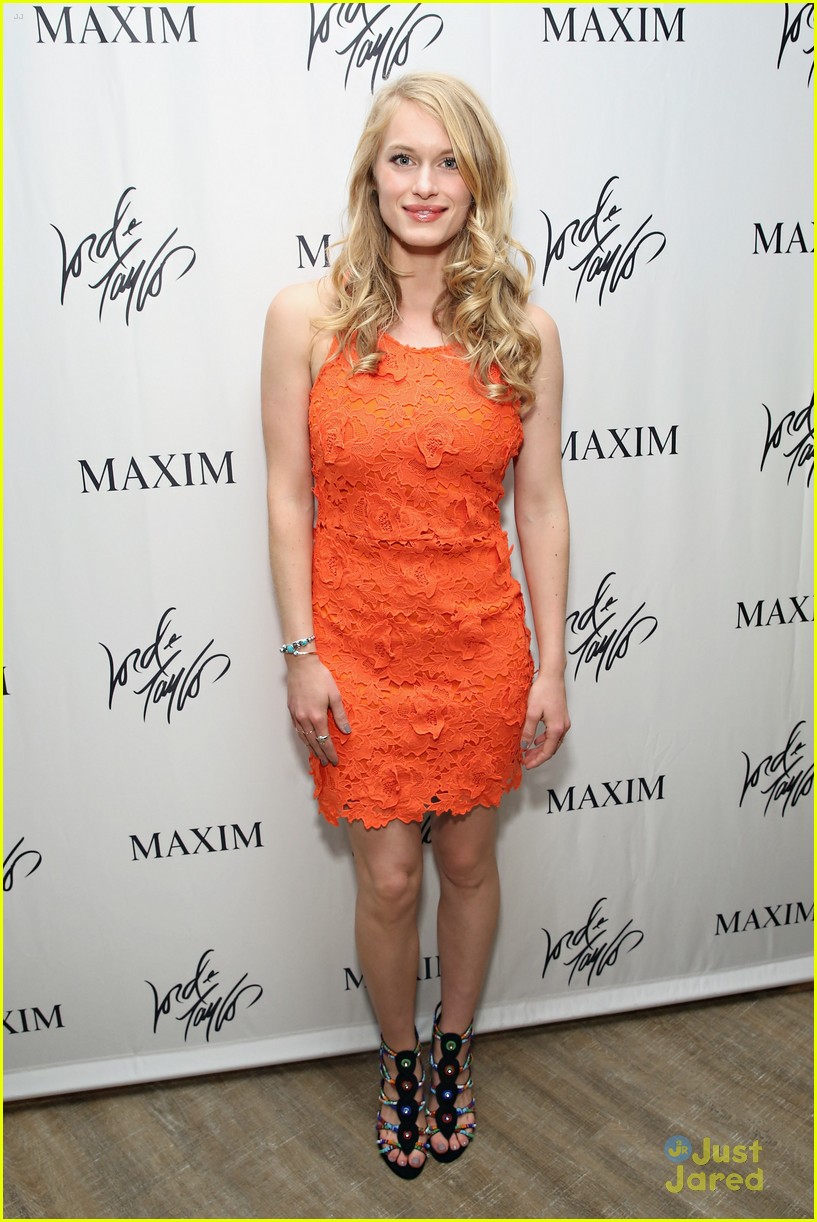 Leven Rambin Plays Mini-Golf At The Suddenly Summer Jam Event | Photo ...
