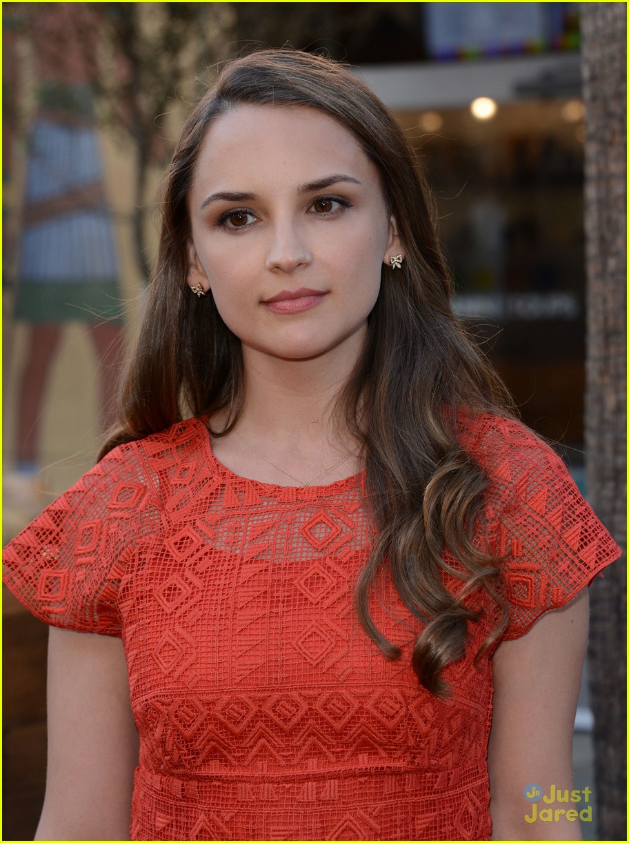 Hayden Byerly Hits Up 'Max' Movie Premiere With Stars Josh Wiggins ...