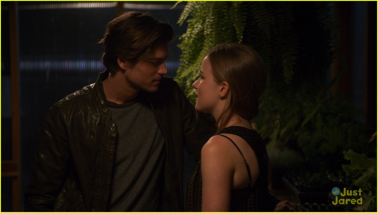 Scream's Willa Fitzgerald 'Freaked Out' the First Time She Saw the Mask ...