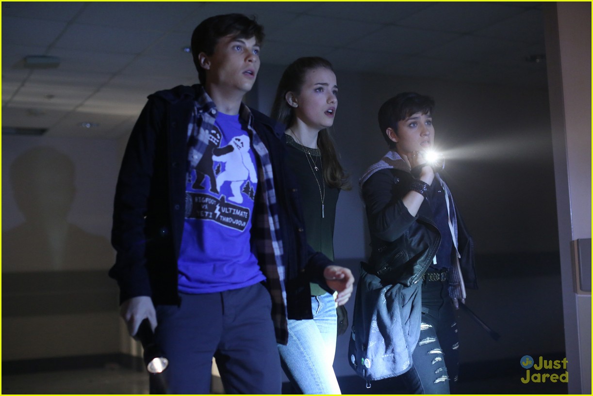 Scream's Willa Fitzgerald 'Freaked Out' the First Time She Saw the Mask ...