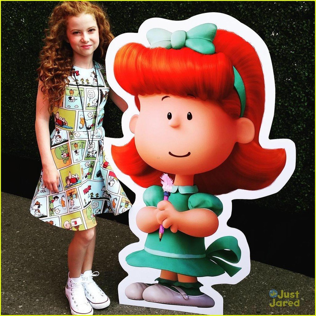 Francesca Capaldi Wears 'Peanuts' Comic Strip Dress To Comic-Con 2015 ...