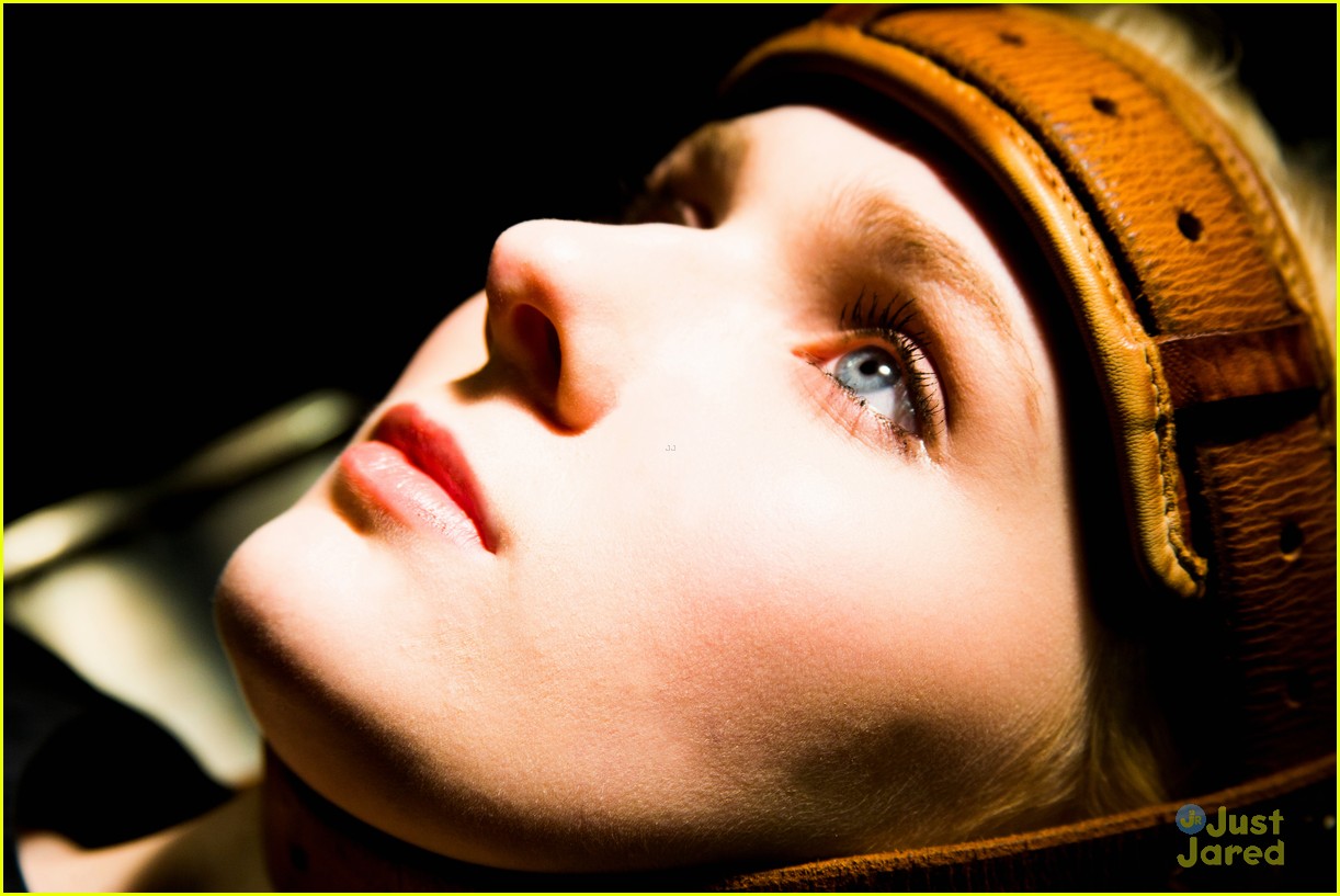 Abigail Breslin Screams for Her Life in 'Final Girl' Clip (Exclusive ...