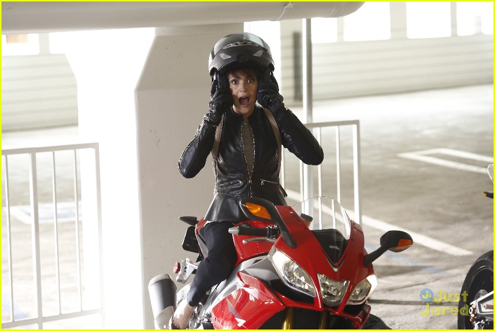 April Embraces Her Wild & Crazy Side On 'Chasing Life' Tonight | Photo ...