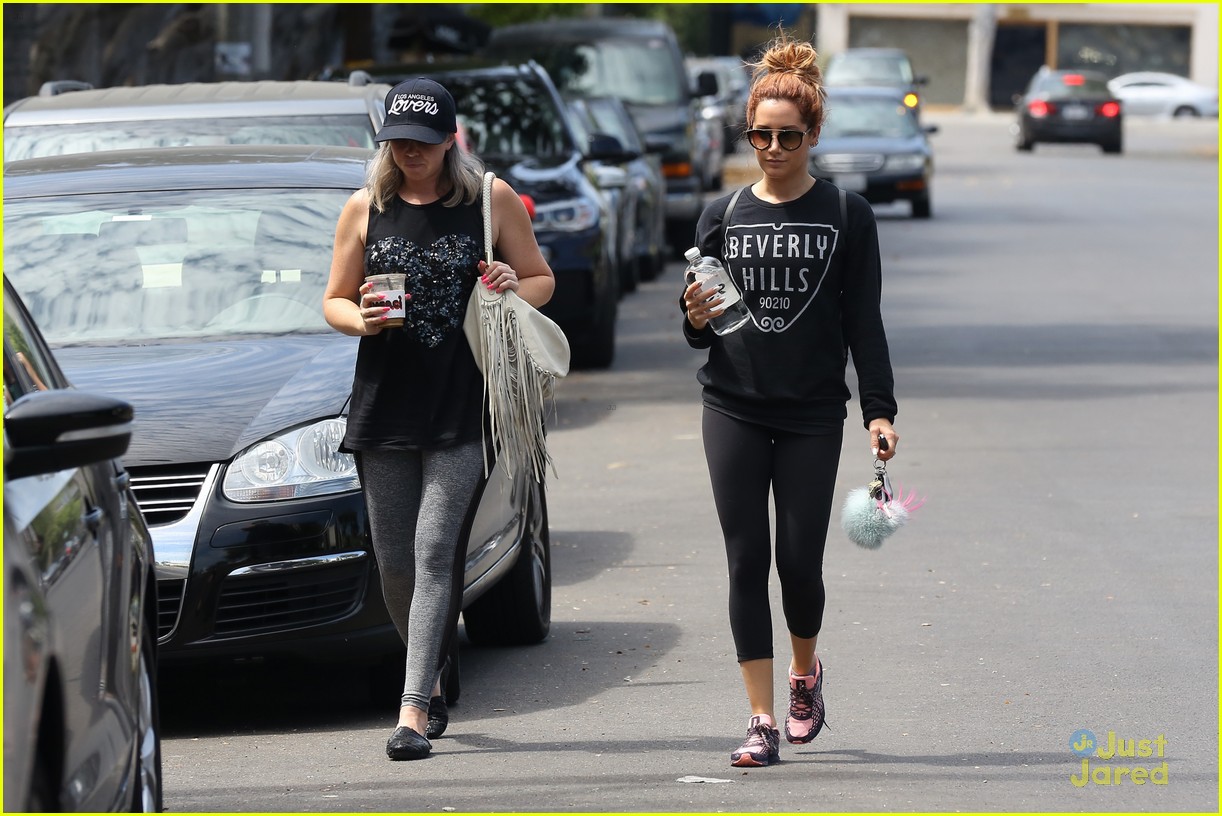 Ashley Tisdale Took Her Rose Colored Hair To A Whole Other Level ...