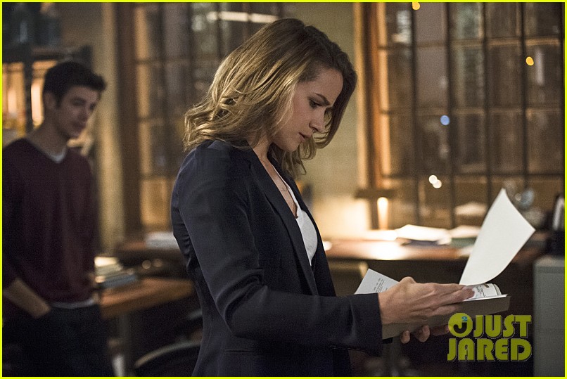 There's a New Firestorm in Town on Tonight's 'The Flash' | Photo 884610 ...