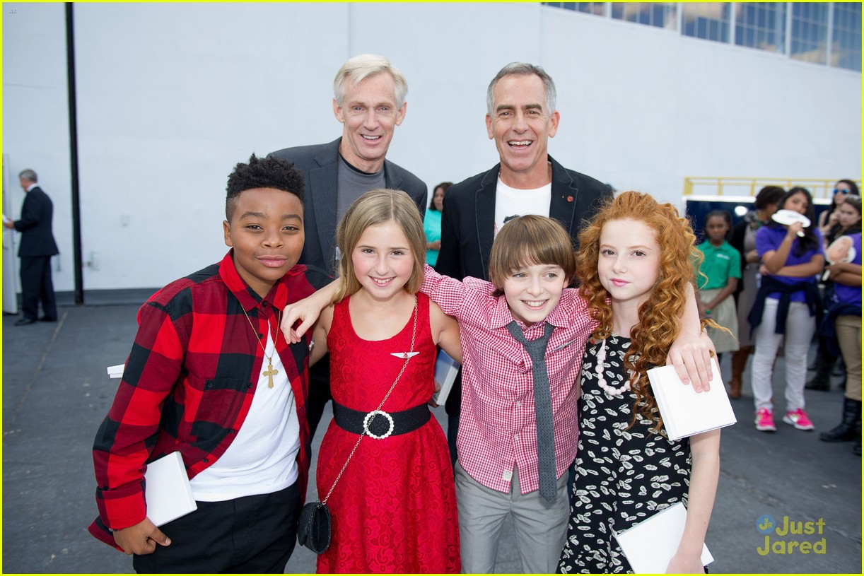 Francesca Capaldi Earns Her Flight Attendant Wings At Snoopy's Award ...