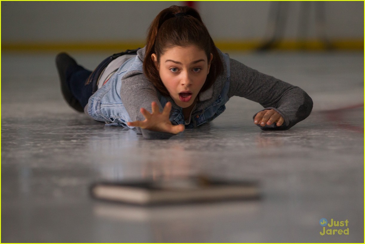 'Goosebumps' Opens In Theaters NEXT WEEK - See All The Pics Here ...