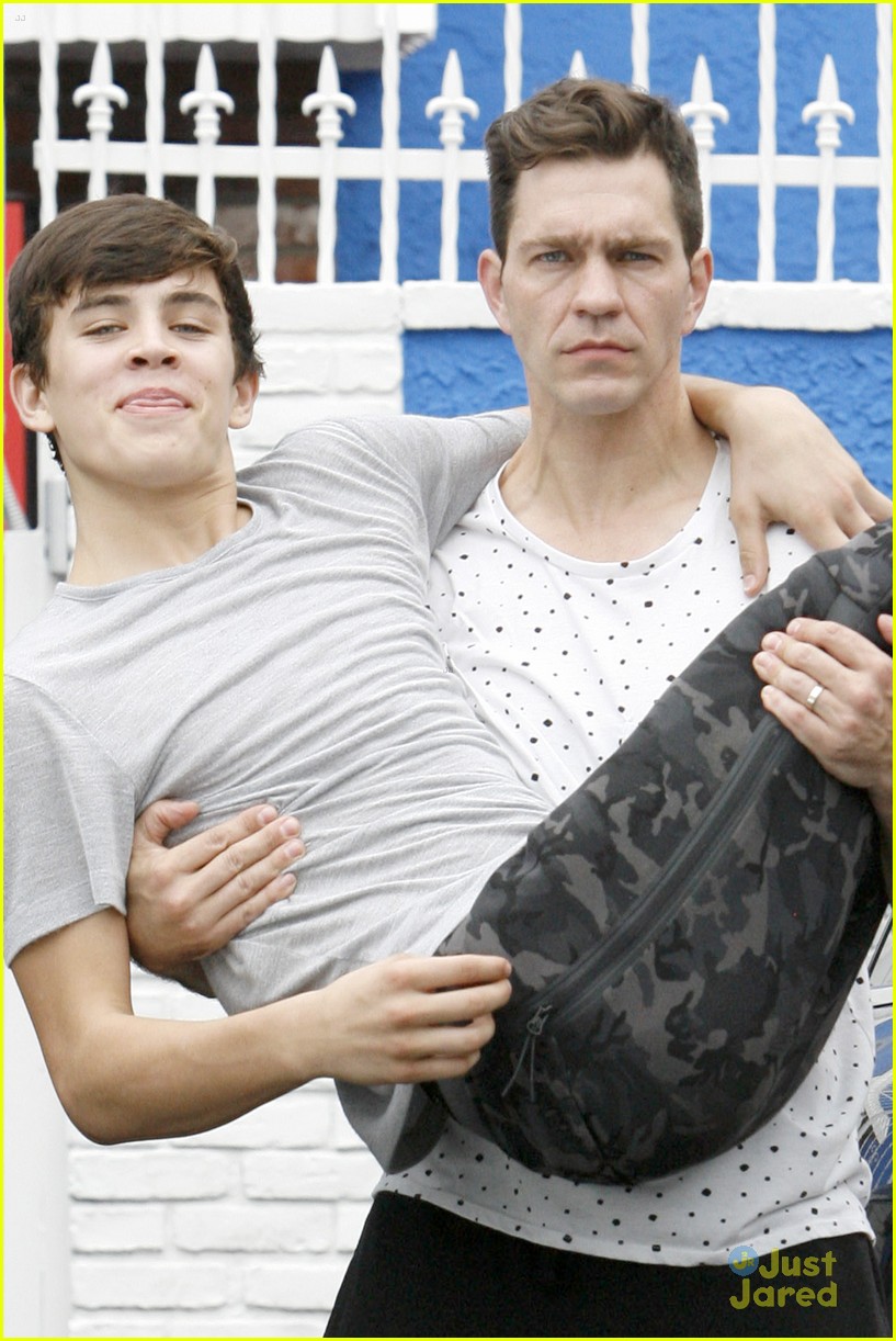 Hayes Grier & Andy Grammer Do Their Own Lift Outside DWTS Studios After ...