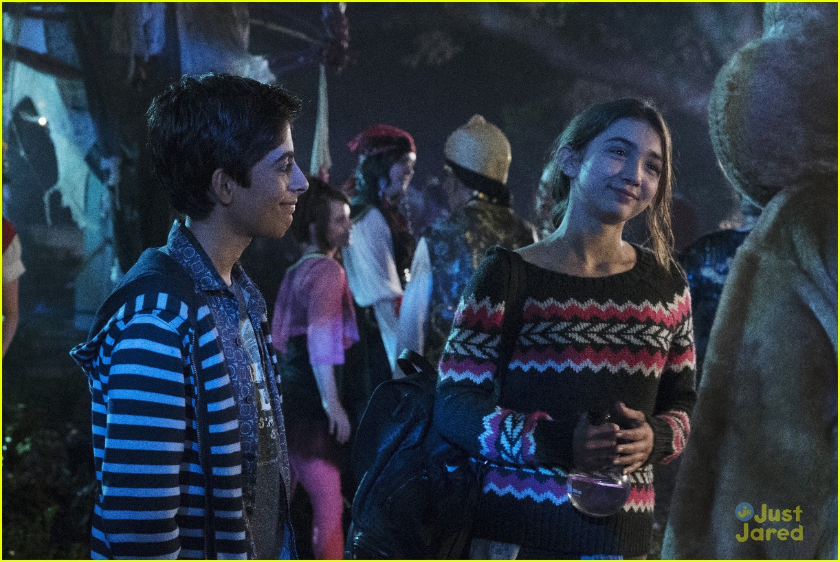 Full Sized Photo of invisible sister stills round number one premiere ...