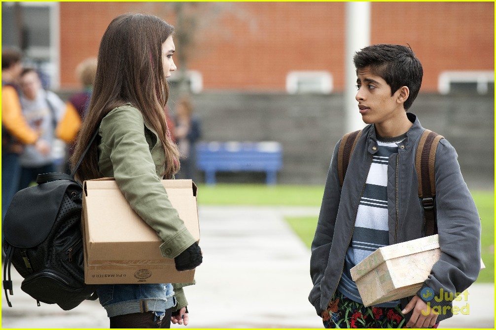 'Invisible Sister' Premieres Tonight On Disney Channel - See Even More ...