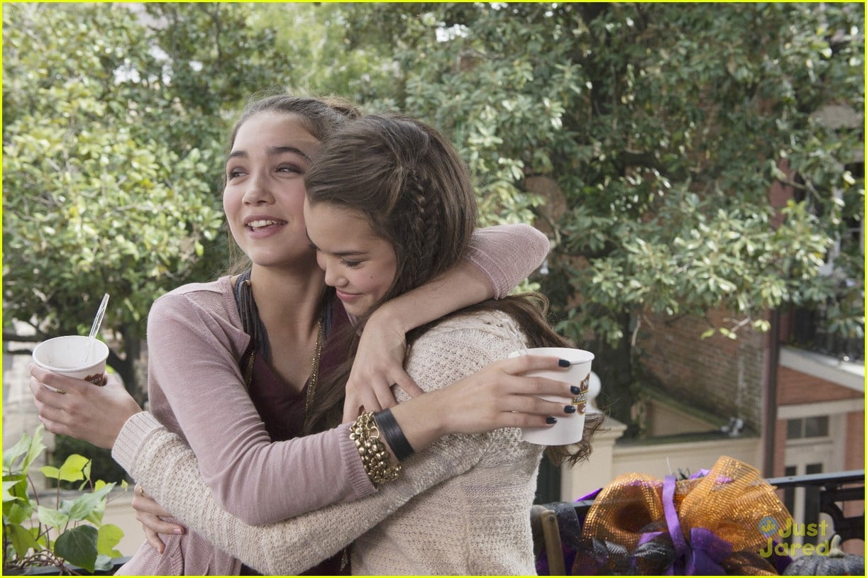 'Invisible Sister' Premieres Tonight On Disney Channel - See Even More ...