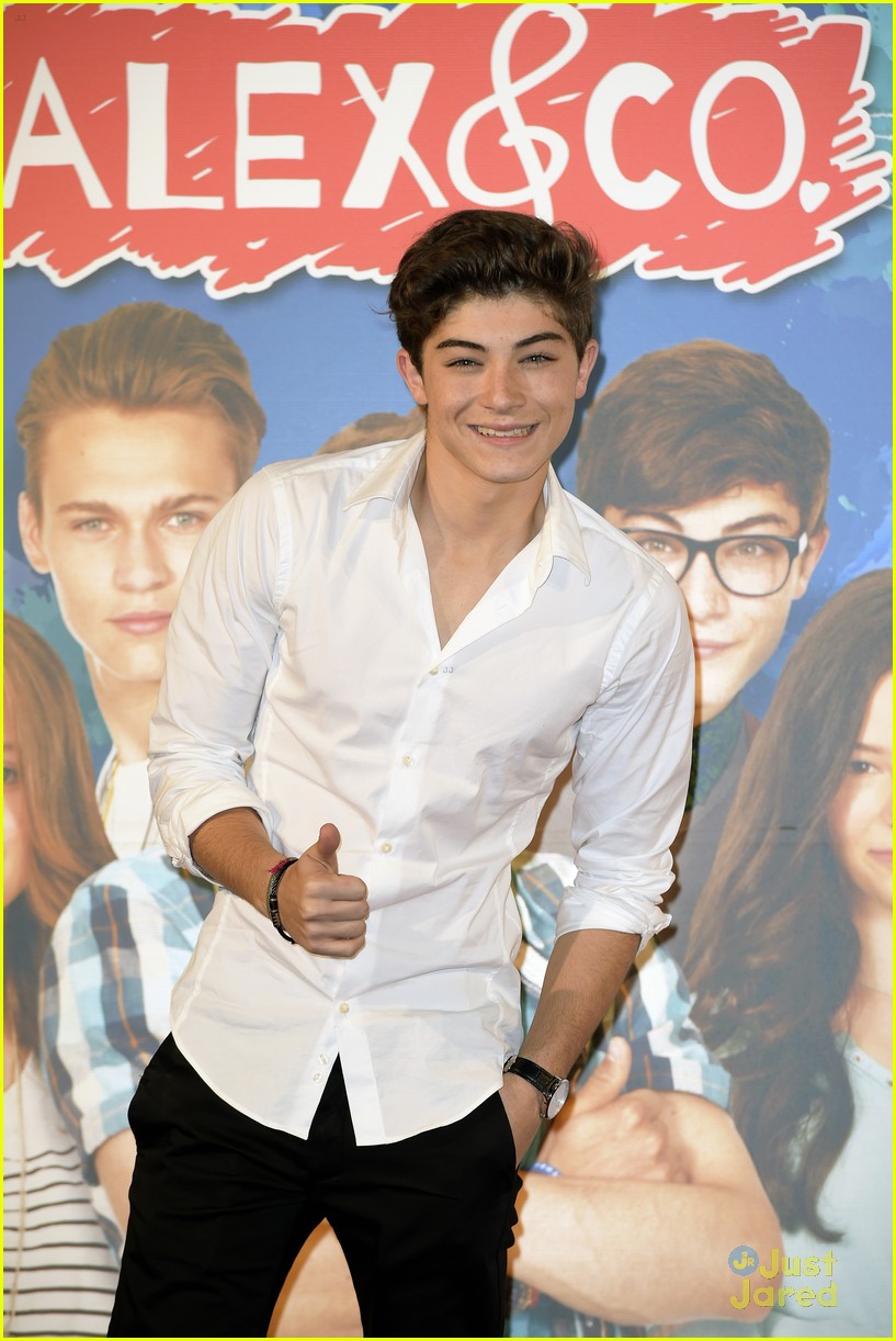 'Alex & Co' Cast Hits The Roma Fiction Fest 2015 | Photo 894120 - Photo ...