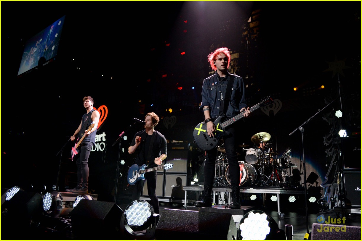 One Direction & 5 Seconds of Summer Get The Party Started At Jingle ...