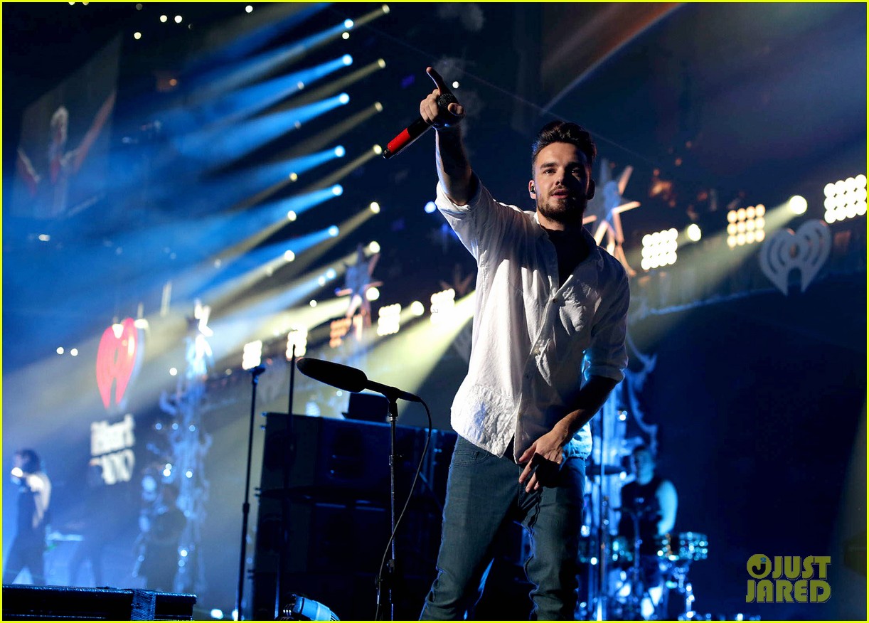 One Direction Go To 'Infinity' & Beyond at Jingle Ball LA 2015 | Photo ...