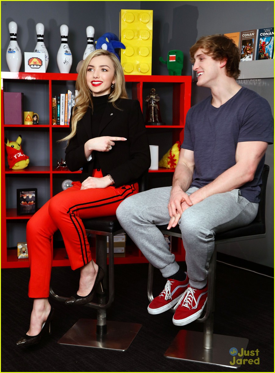 Full Sized Photo of peyton list bunked cast star wars premiere 30 ...