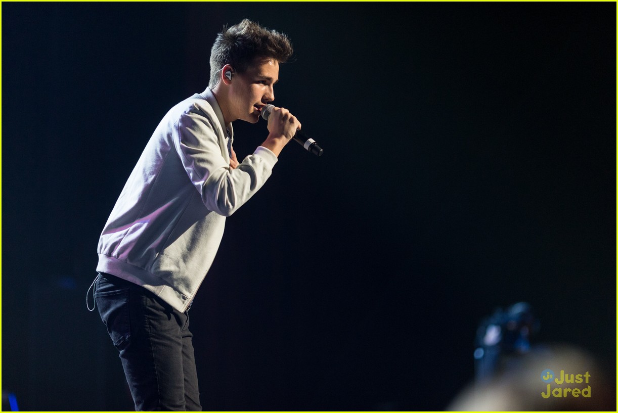 Jacob Whitesides & Tahj Mowry Spread Holiday Cheer at Rock The Red ...