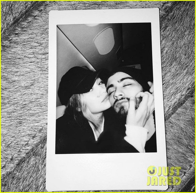 Zayn Malik & Gigi Hadid Get Cozy in New Instagram Pic! | Photo 908068 ...