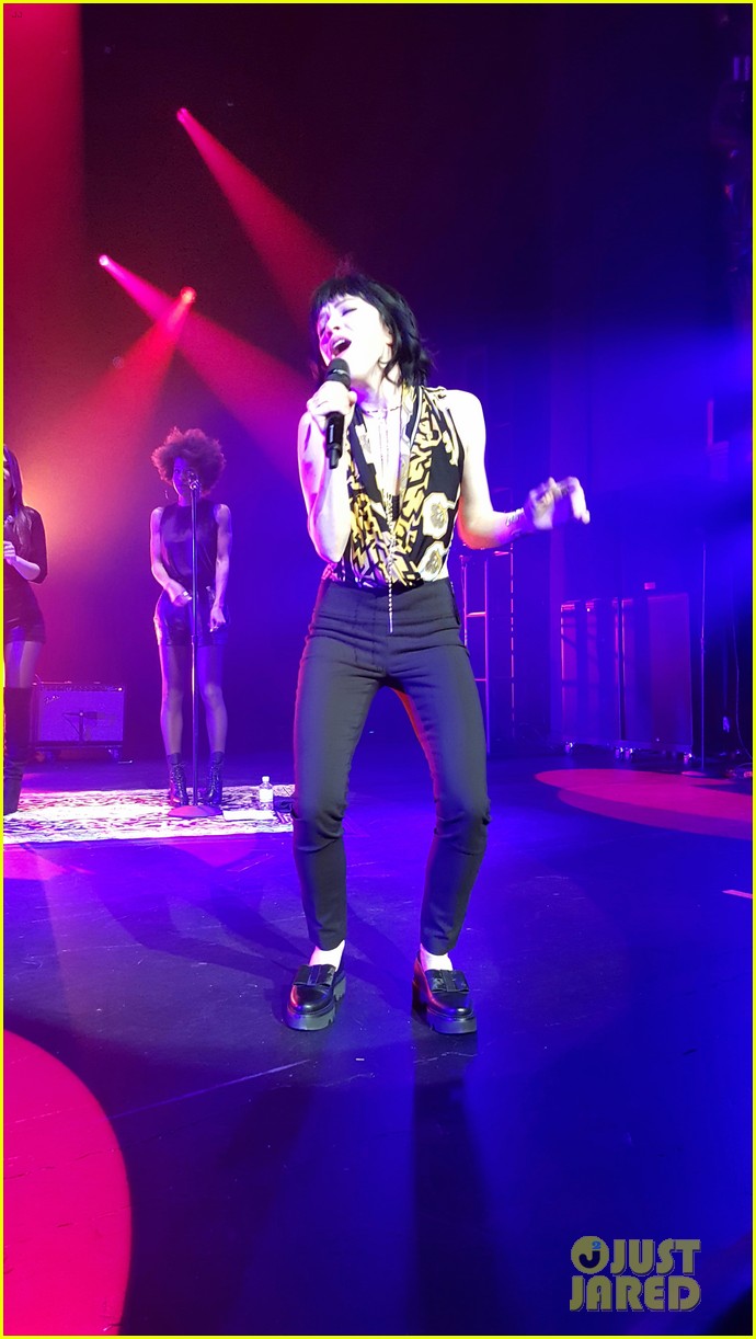 Carly Rae Jepsen Talks Prepping for Playing Frenchy in 'Grease Live ...