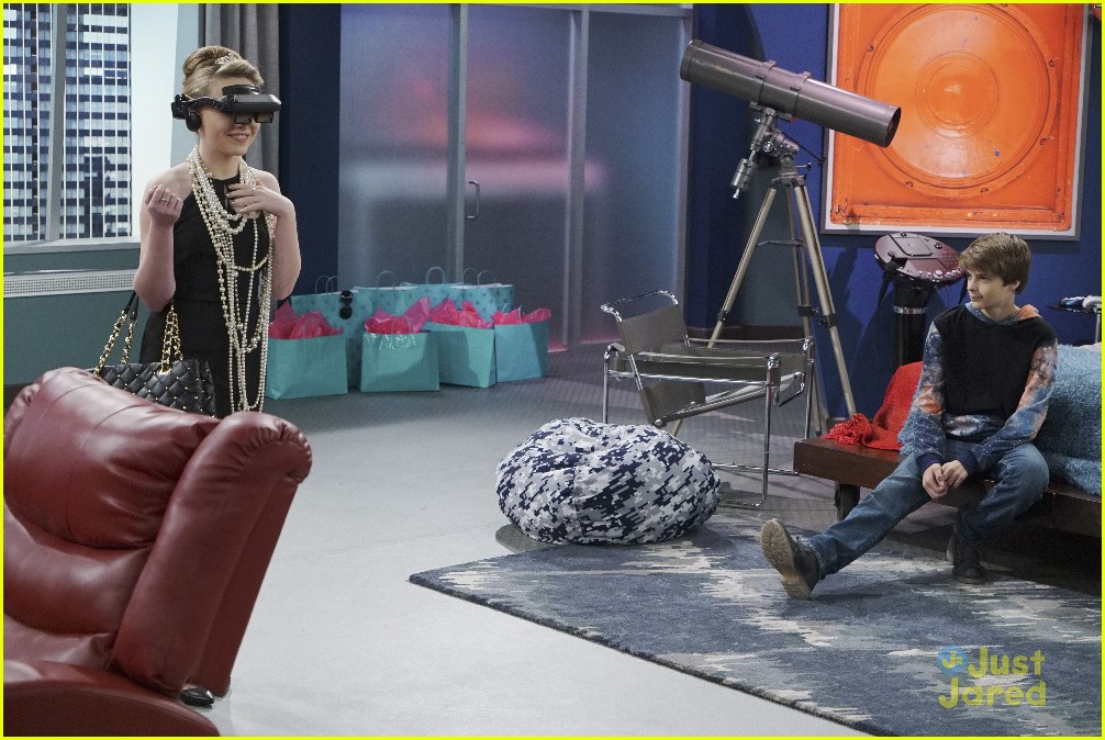 Maya Loves The Rich Life On Tonight's 'Girl Meets World' | Photo 918061 ...