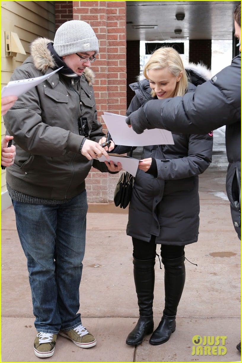 Logan Lerman Brings 'Indignation' to Sundance 2016! | Photo 919578 ...