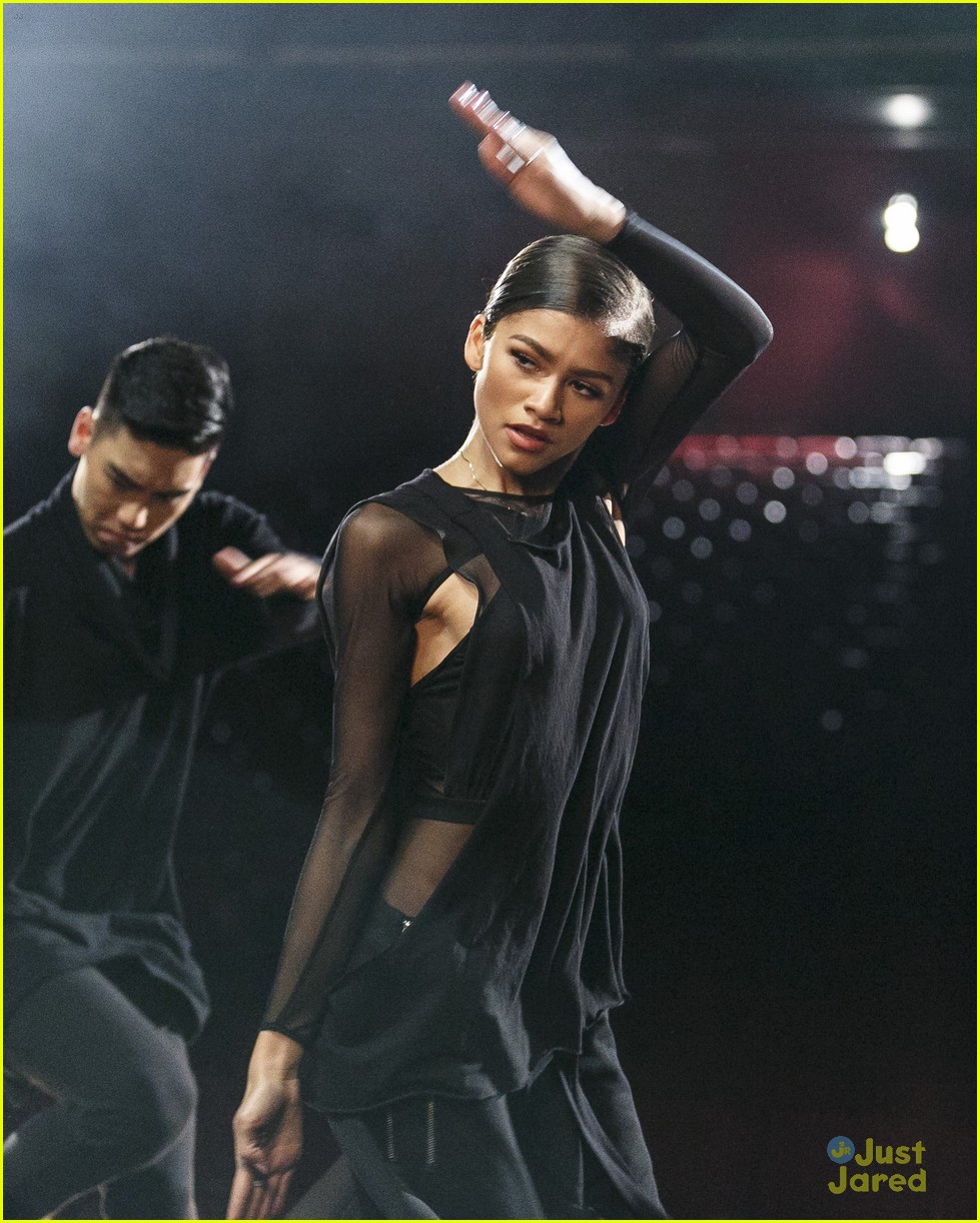 Zendaya's 'Neverland' Video To Premiere After 'K.C. Undercover' Season ...