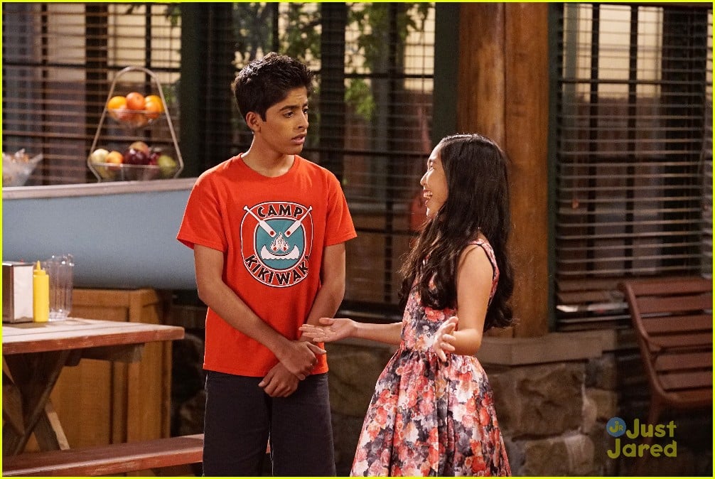 'Bunk'D' Sneak Peek: Zuri & Jorge Sneak Out Of Camp Kikiwaka! | Photo ...