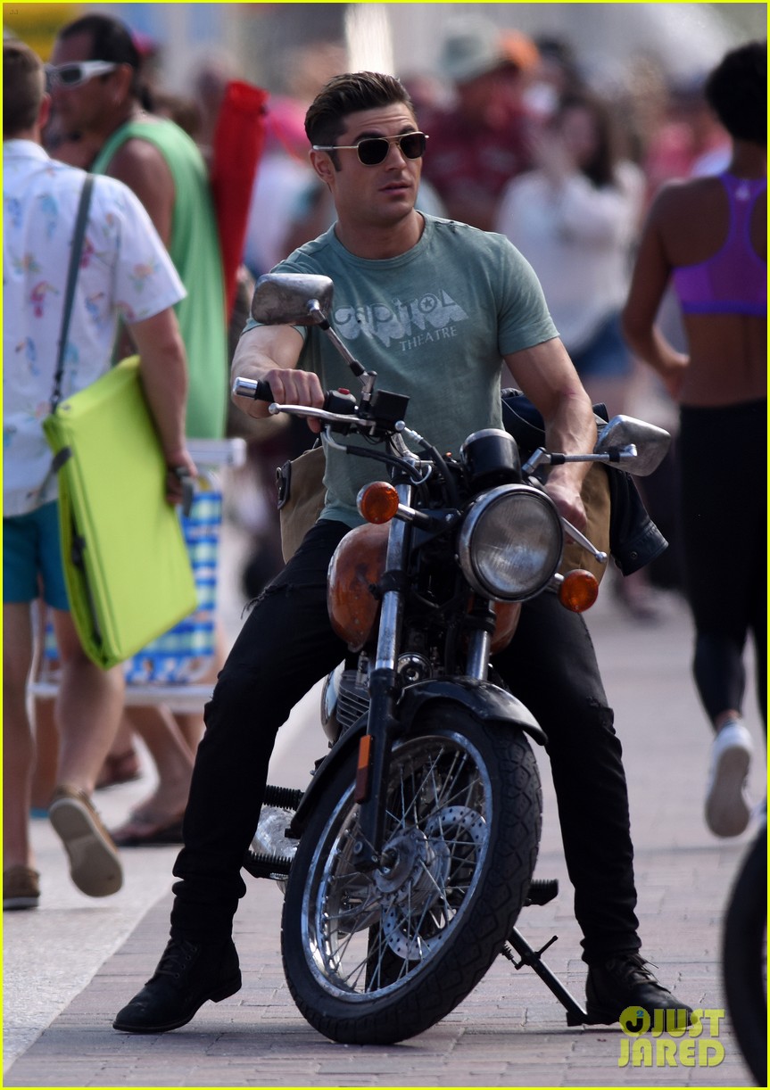 Zac Efron Introduces 'Baywatch' Character: Meet Brody! | Photo 935933 ...