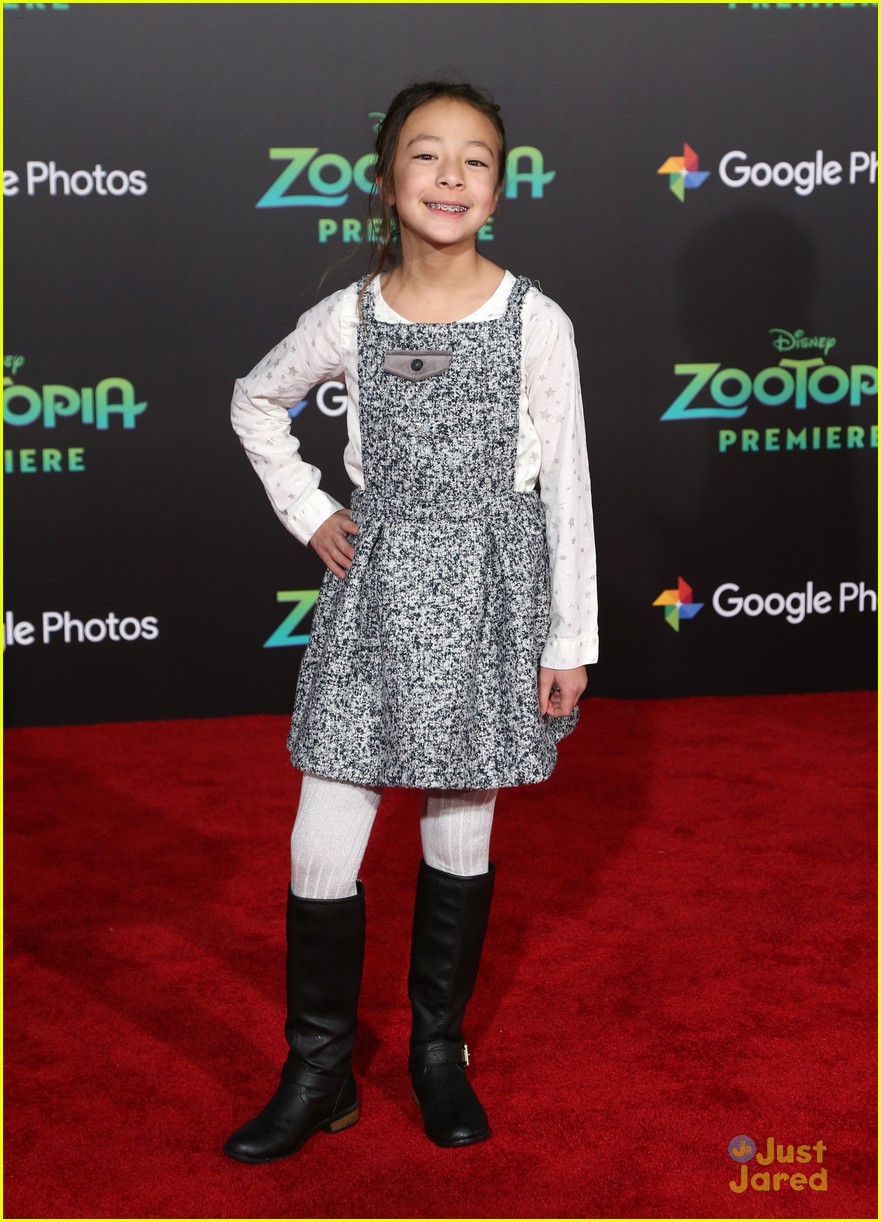 Hayden Byerly Brings Girlfriend Alyssa Jirrels To 'Zootopia' Premiere ...