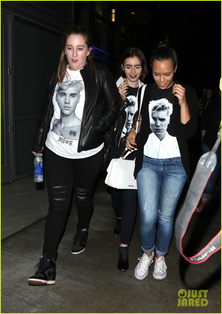 Lily Collins Catches Bieber Fever With Friends | Photo 946028 - Photo ...