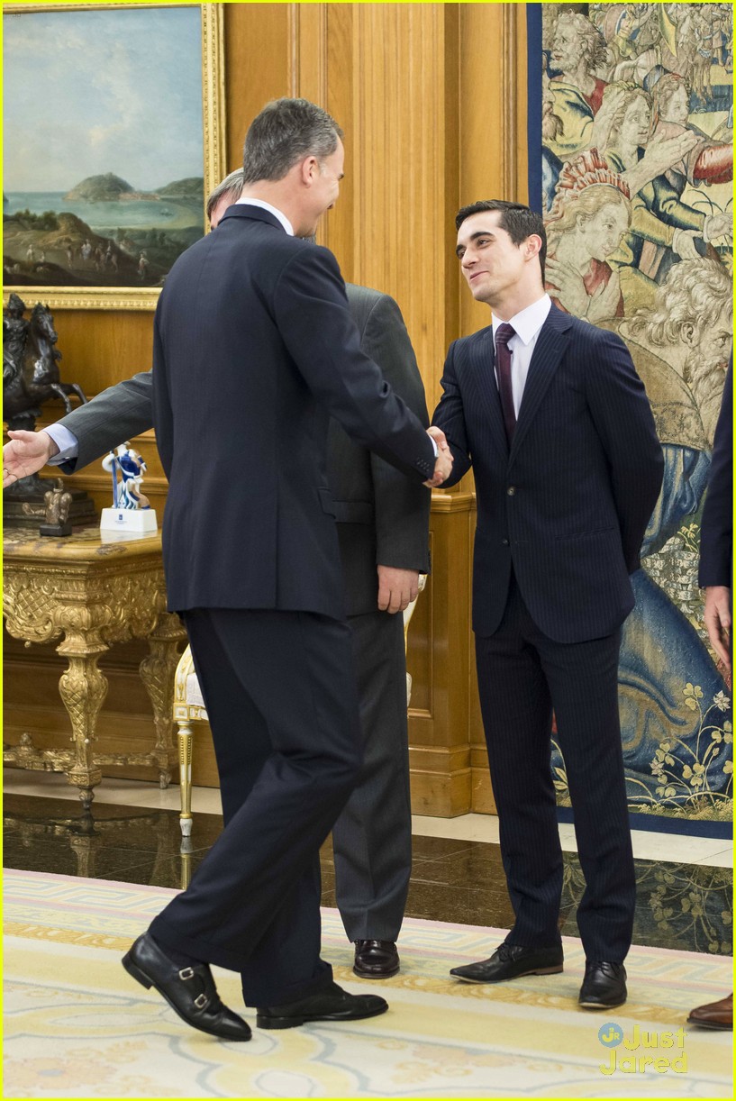 Skater Javier Fernandez Meets Spanish Royals in Madrid After Winning ...