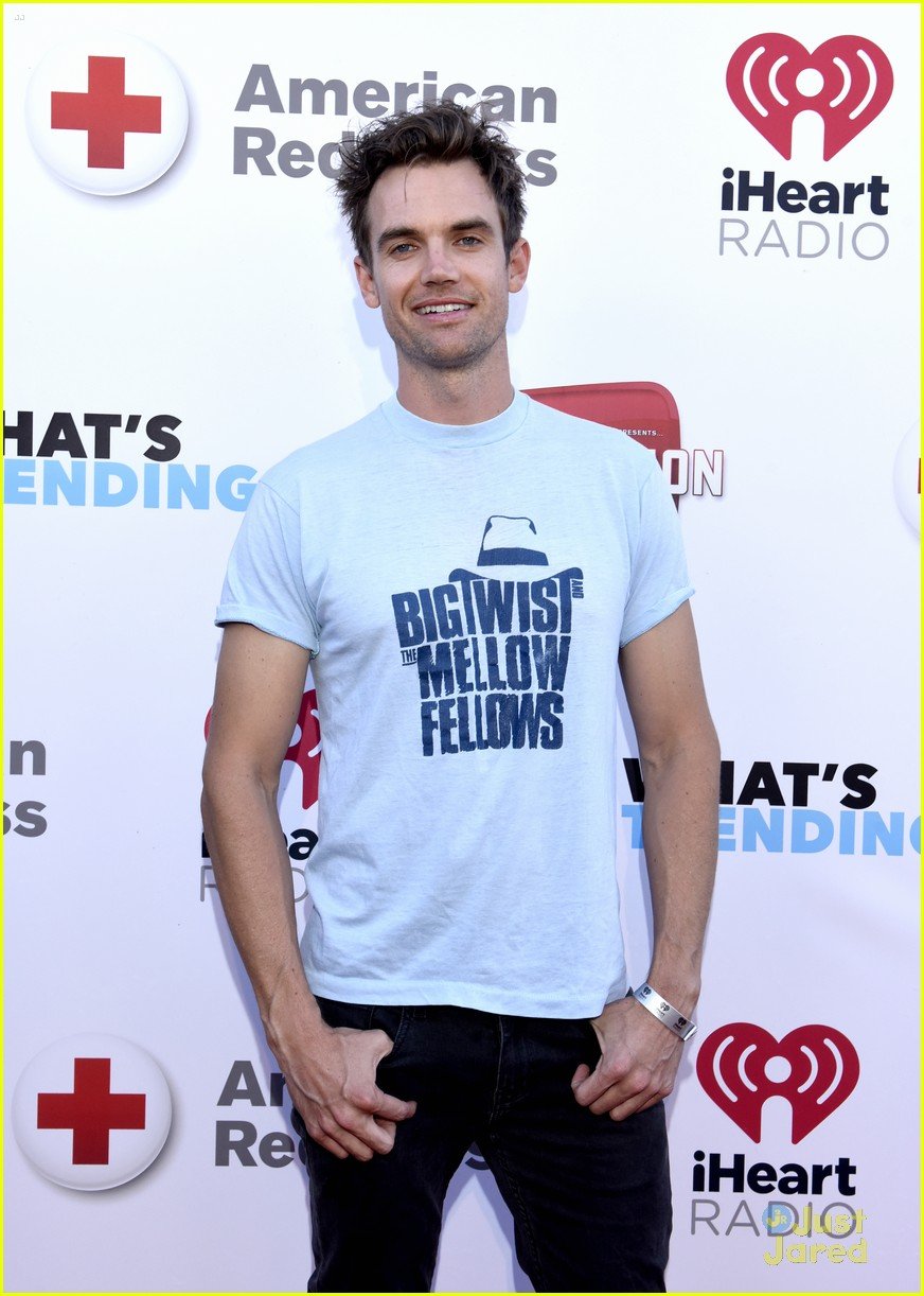 Sabrina Carpenter & Alexander Jean Perform at Tubeathon In Support of ...