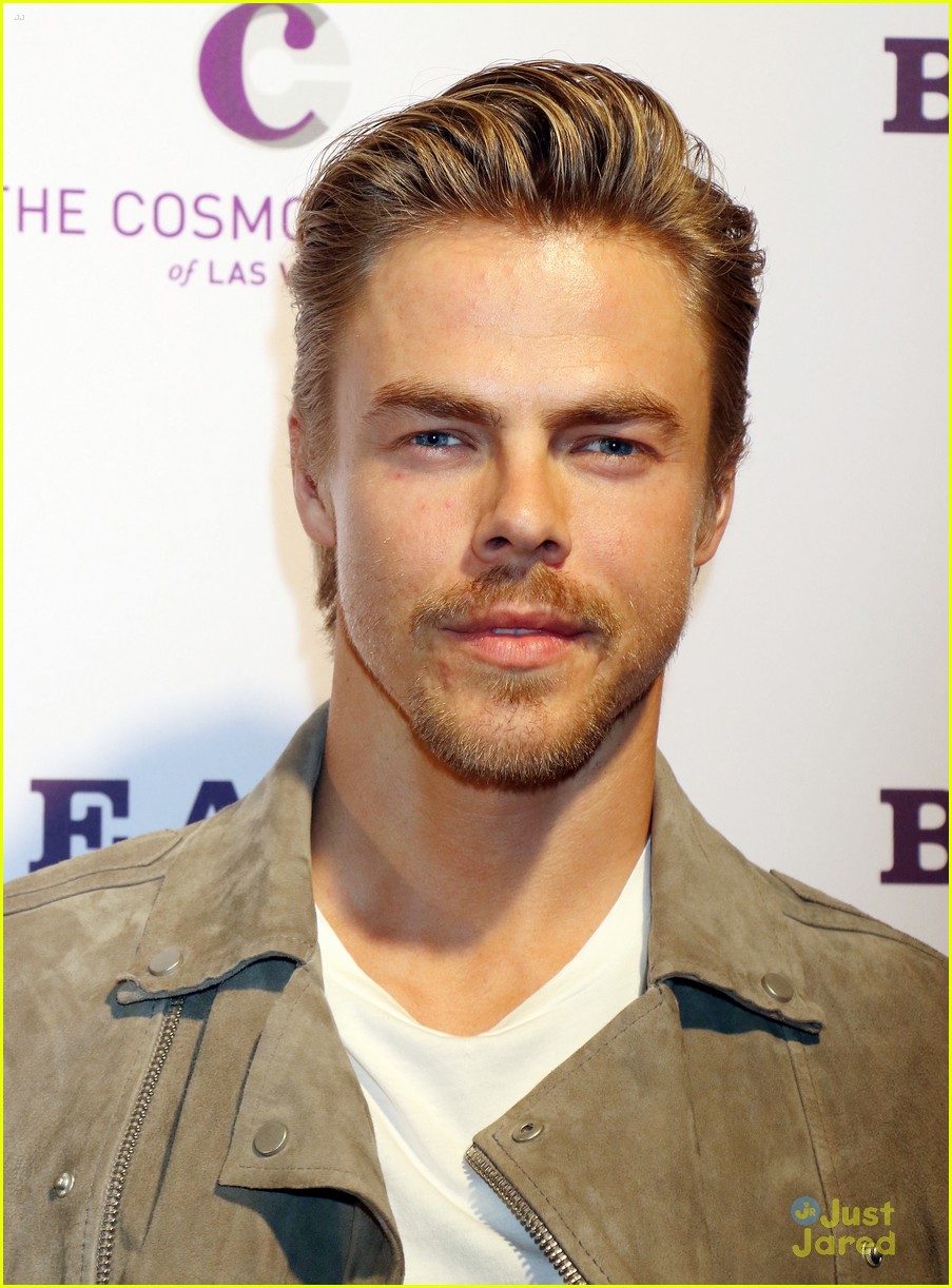 Derek Hough Wears Birthday Cake On His Head | Photo 971093 - Photo ...