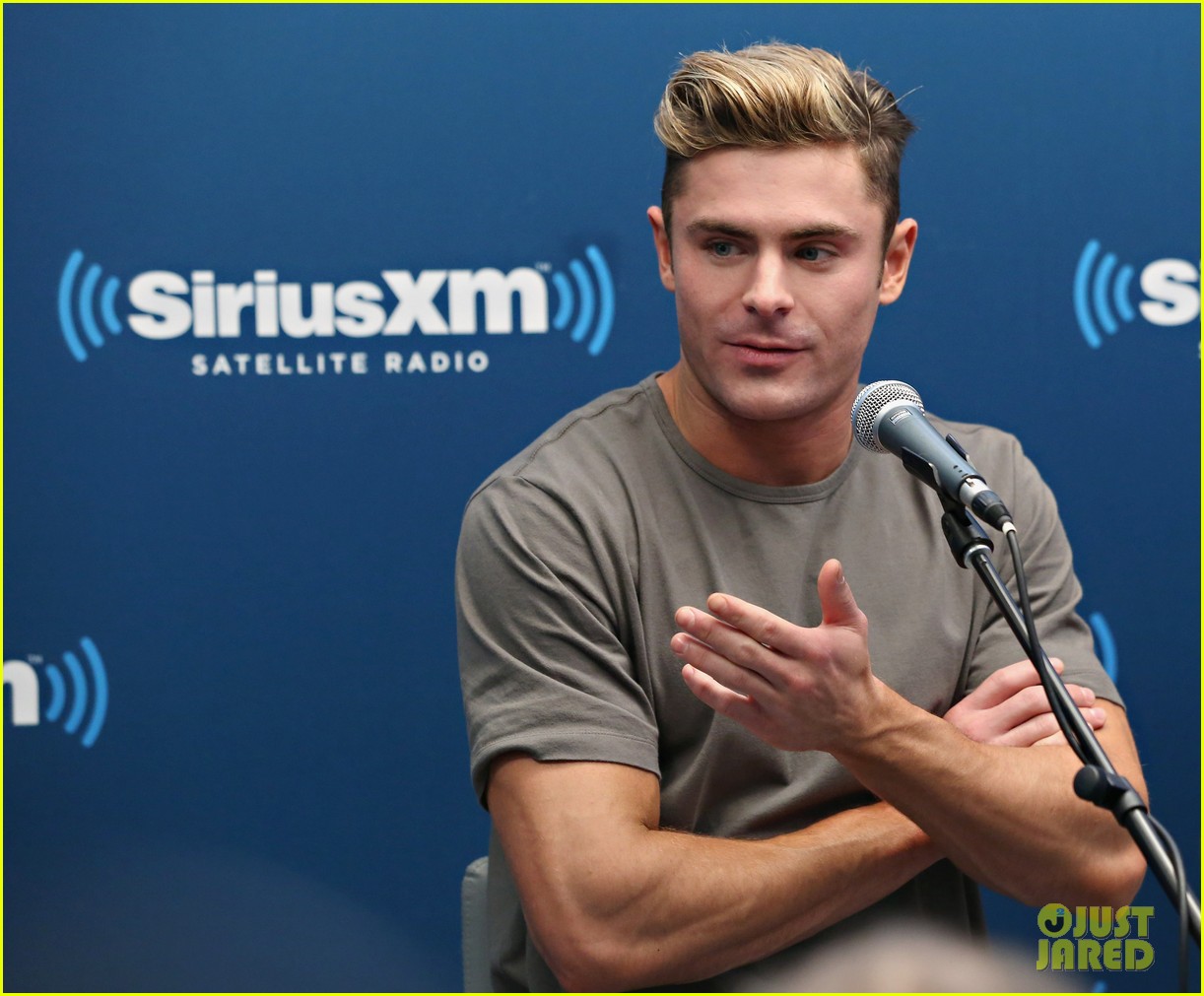 Zac Efron & Jimmy Fallon Get Soaked in 'Water War' - Watch! | Photo ...