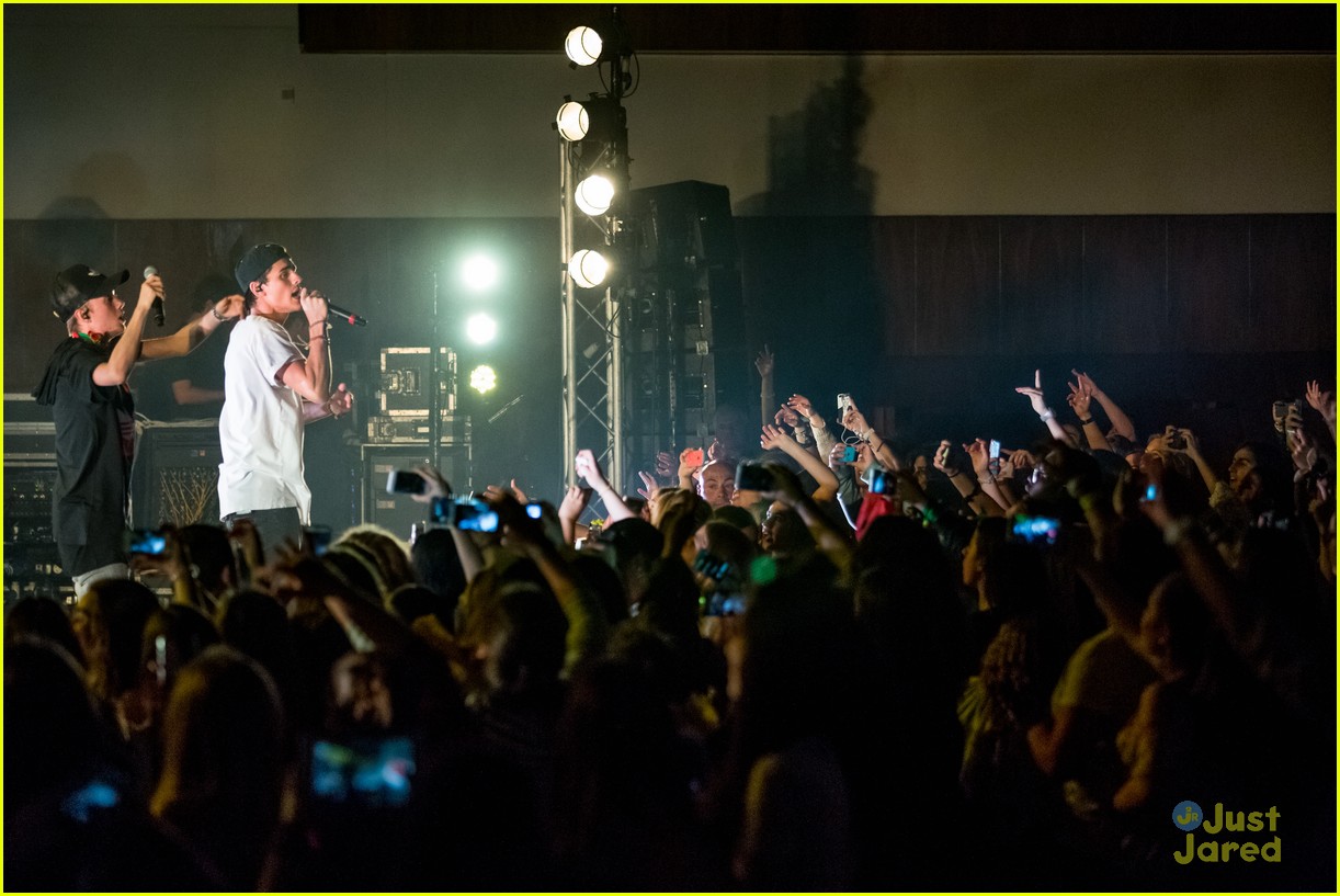 Jack & Jack Wrap Up European Tour in Portugal | Photo 967180 - Photo ...