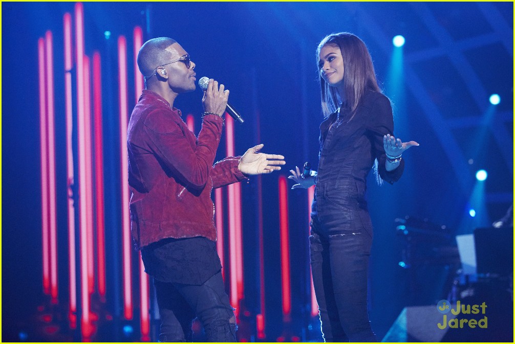 Zendaya Sings 'Let Me Love You' With Mario on 'Greatest Hits' | Photo ...