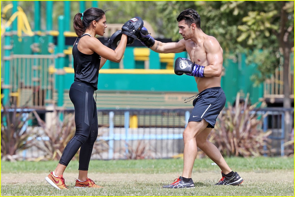 DNCE Announce Debut Album & Reveal Cover Art! | Photo 1025263 - Photo ...