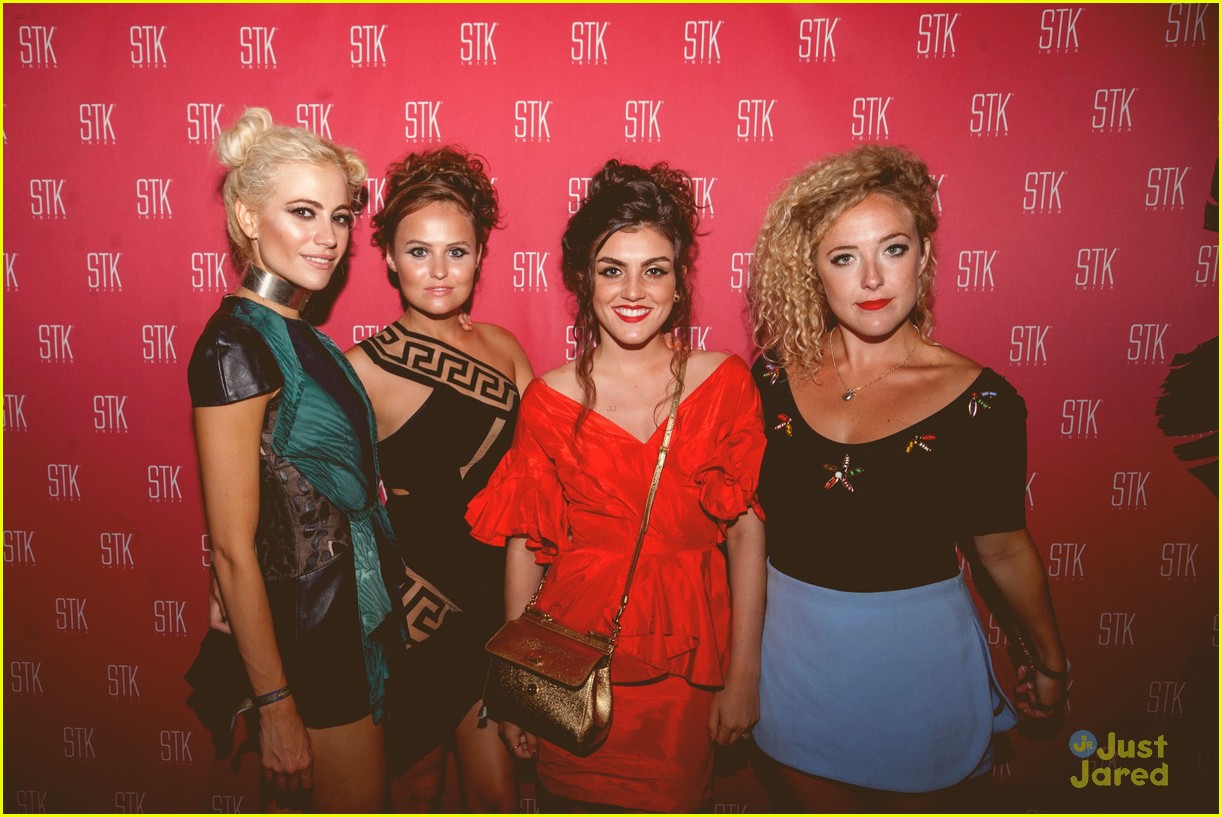 Pixie Lott Brings Color to Brazil For Shell's Make The Future Campaign ...