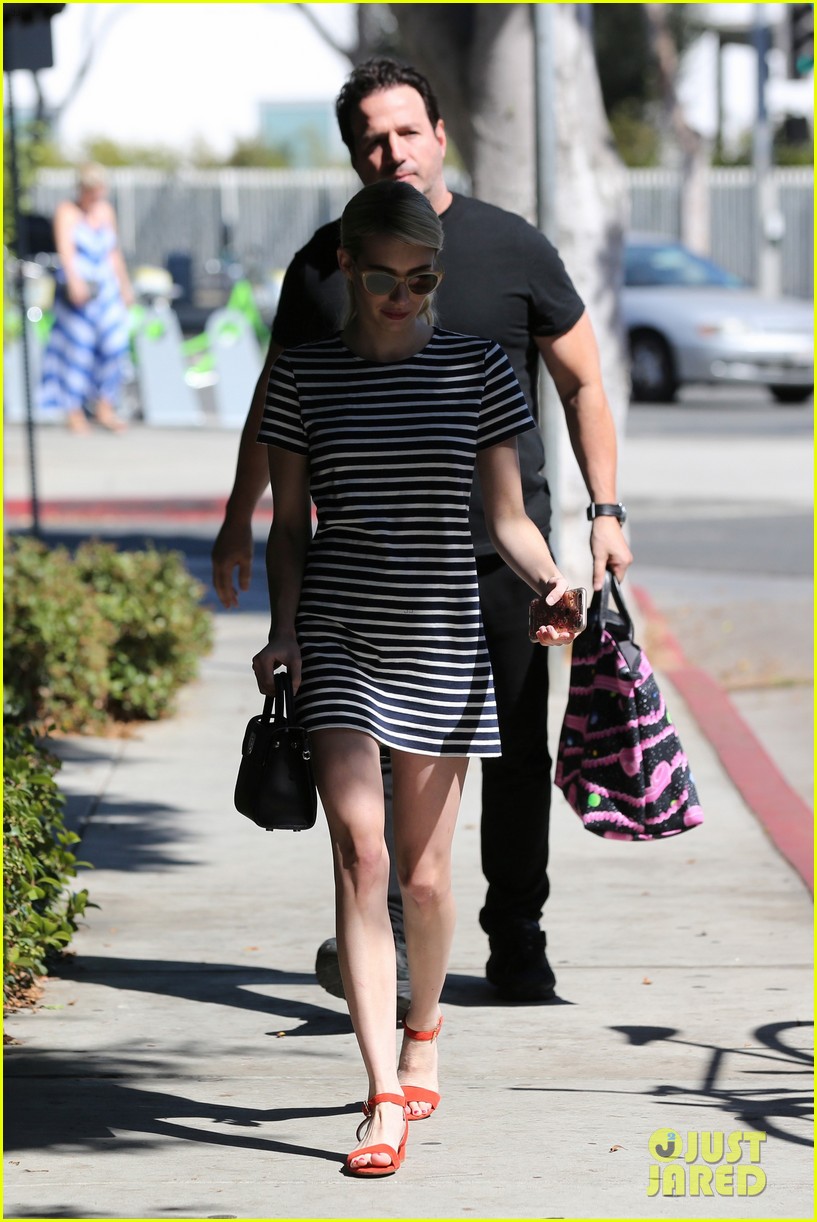 Emma Roberts Shares Her Gym Routine! | Photo 1027039 - Photo Gallery ...