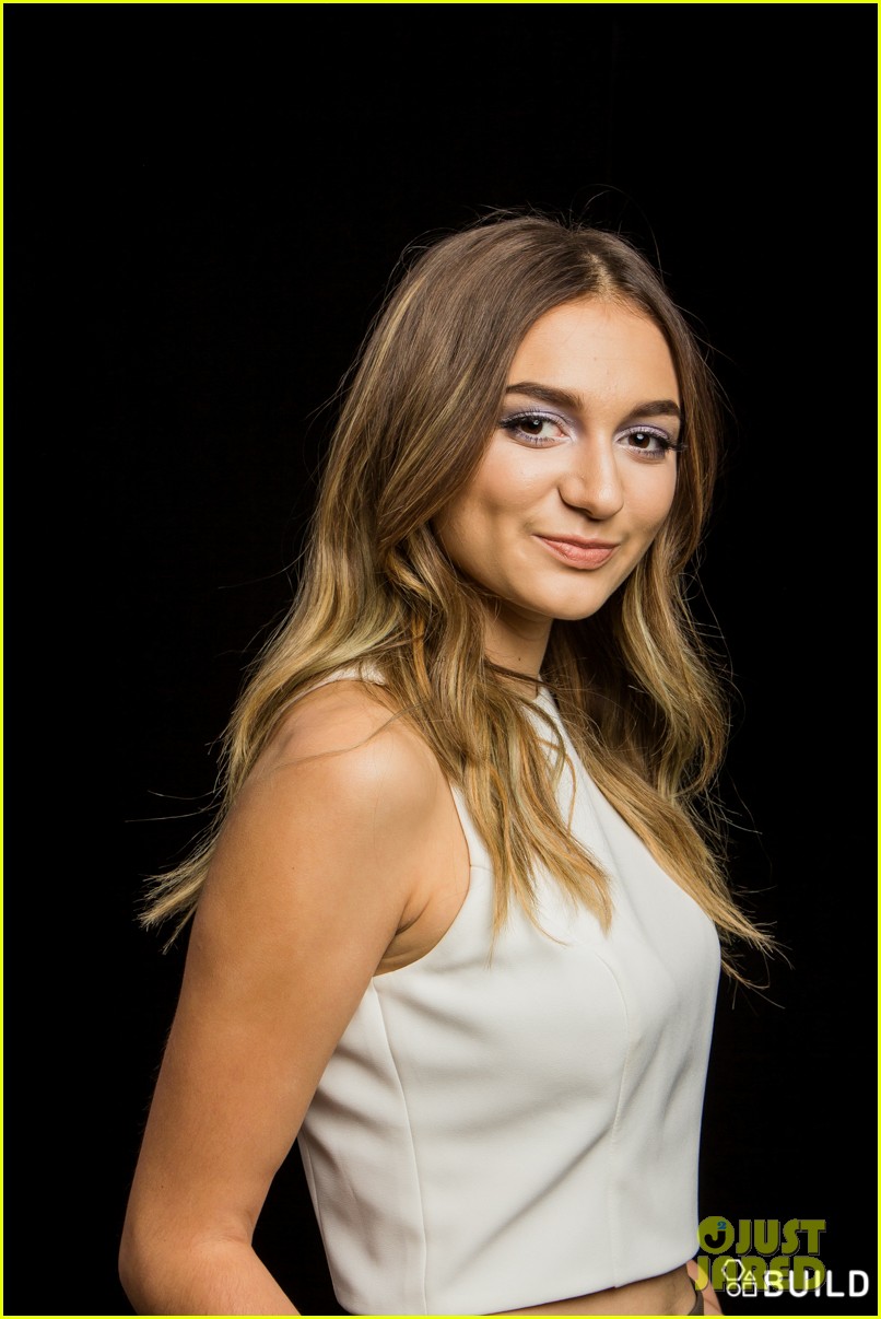 Daya Hopes New Album Will Inspire Fans to Follow Their Dreams! | Photo ...