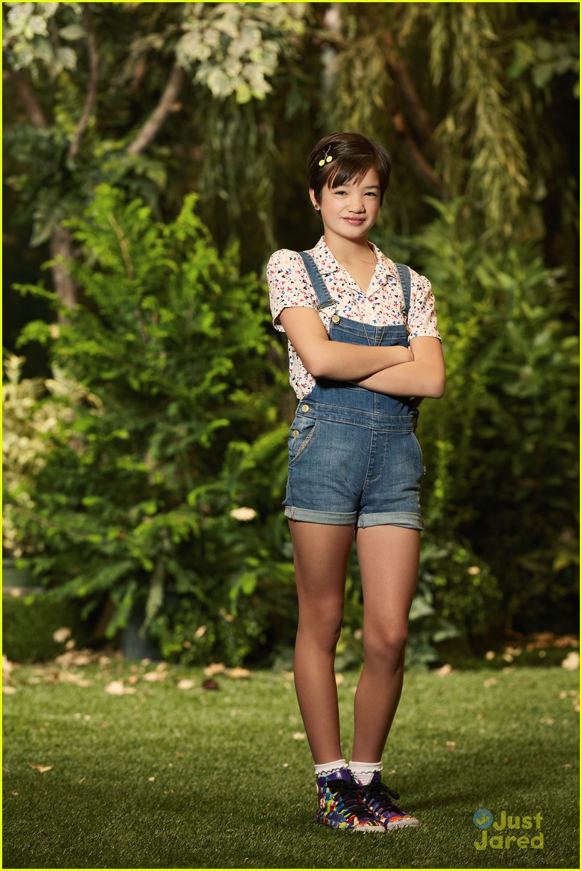 Disney Channel's 'Andi Mack' Gets New Photos, Main Credits & More ...