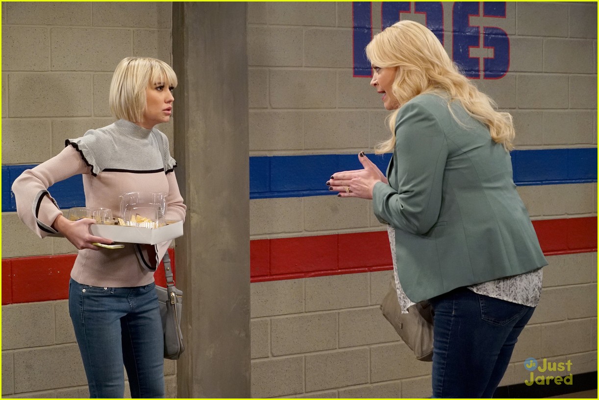 EXCLUSIVE: Danny & Riley Talk About A Wedding in 'Baby Daddy' Clip ...