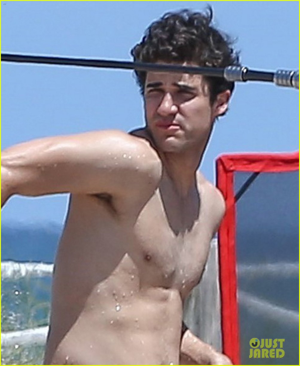 Darren Criss Showers in a Speedo on 'Versace' Set! | Photo 1085722 ...
