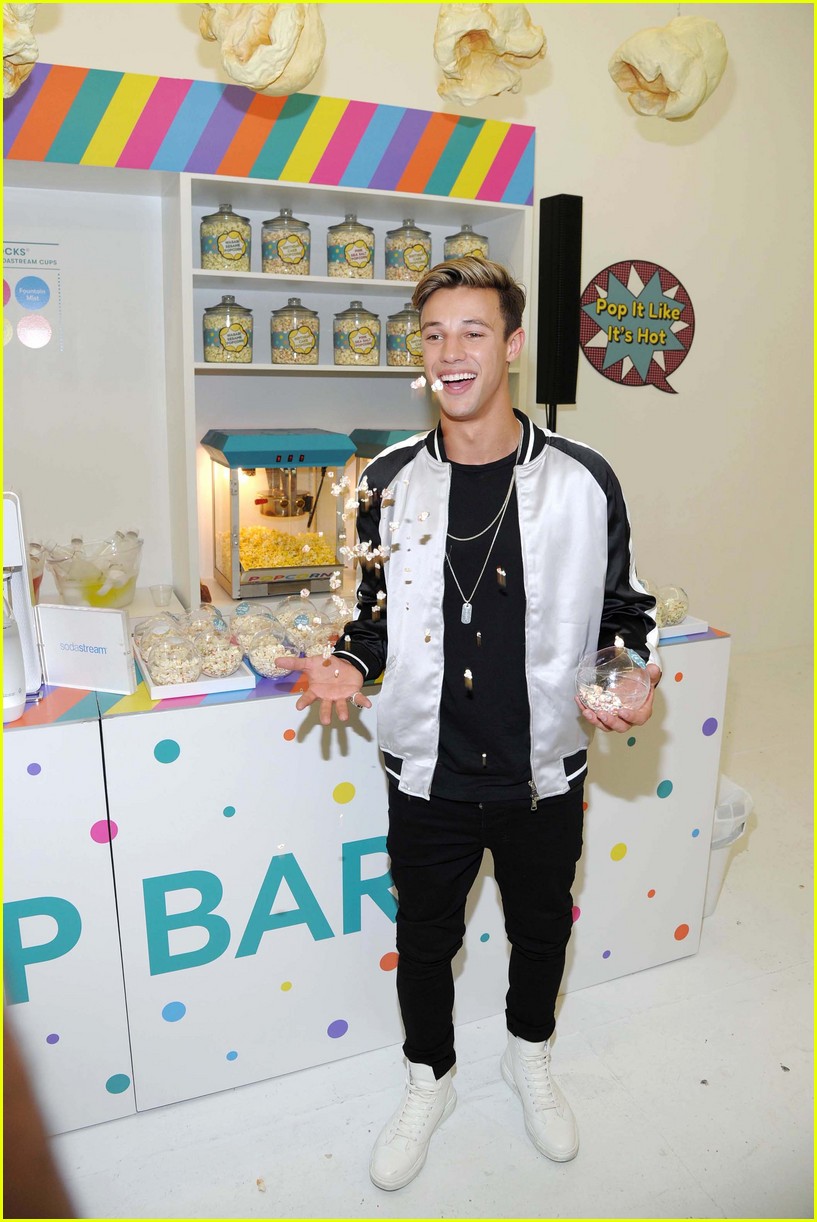 Cameron Dallas Shares Cute Screenshot For Father's Day! | Photo 1094843 ...