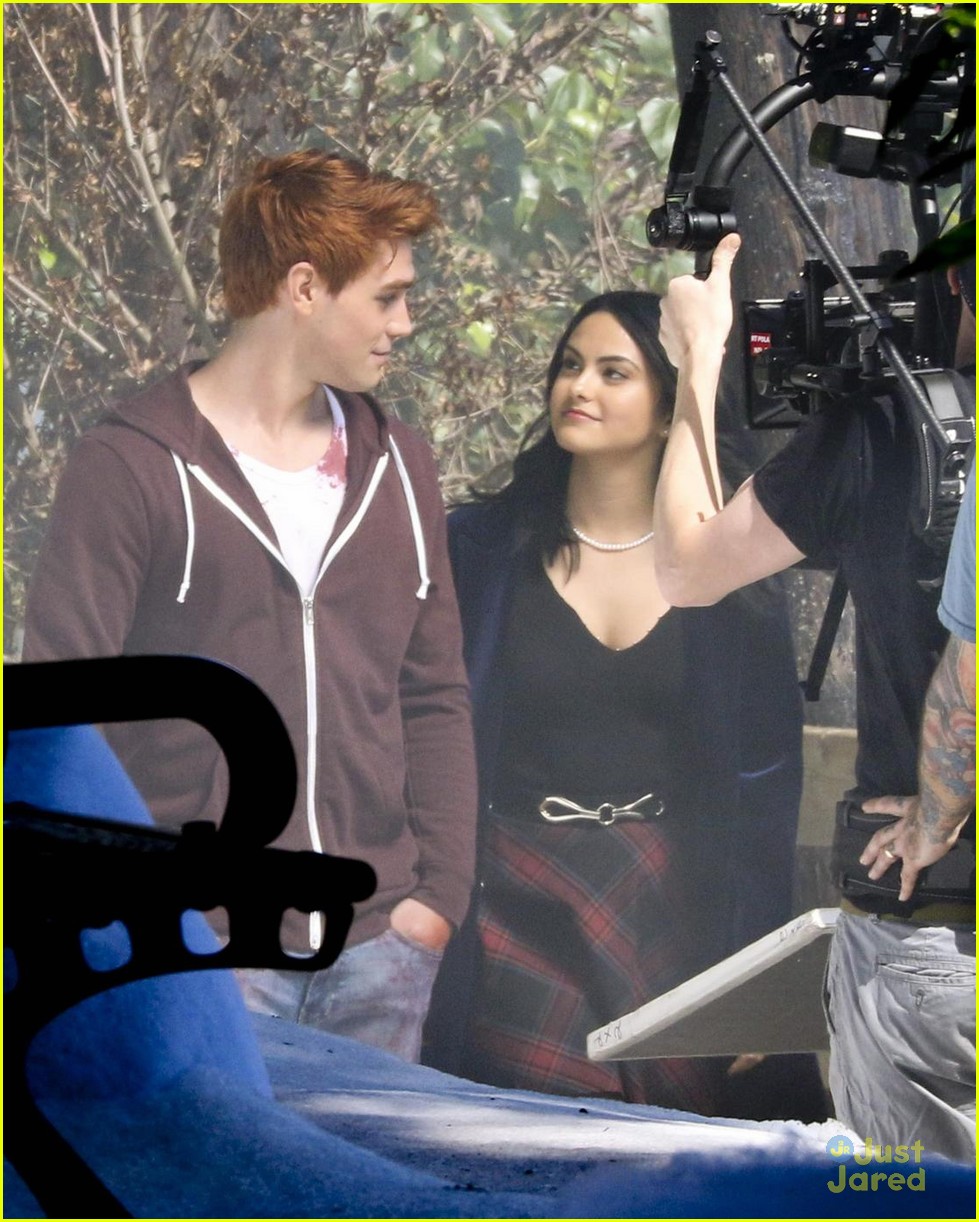 KJ Apa & Camila Mendes Film First Scenes for 'Riverdale' Season 2 ...