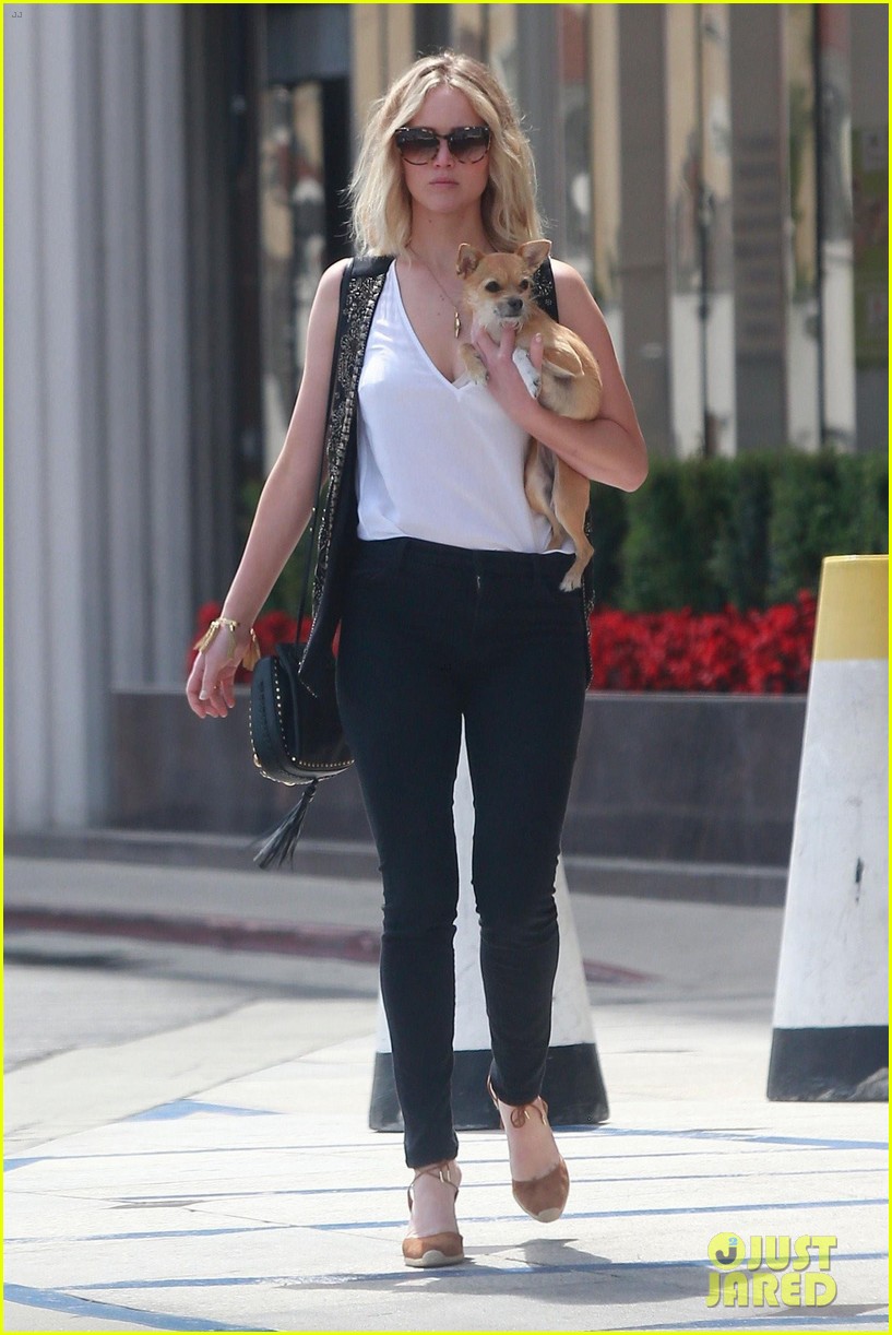 Jennifer Lawrence Cuddles Her Pup While Out & About in Westwood | Photo ...